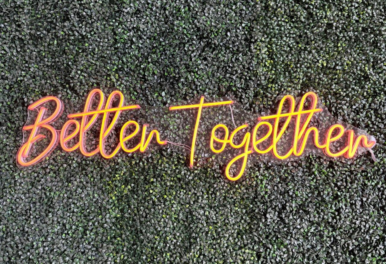 Neon Signs Rental | Party Decor Canada